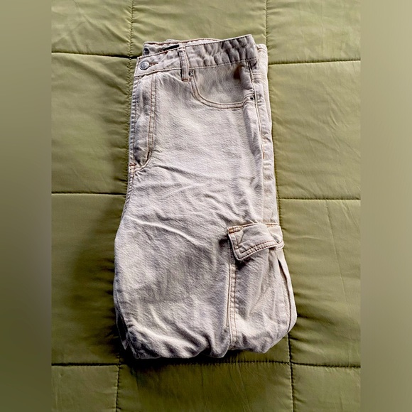 S.O.N.G. | Jeans | Cream Colored 9s Cargo Boyfriend Jeans | Poshmark